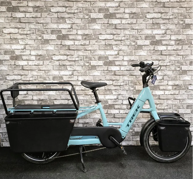 2023 TREK FETCH +2 ELECTRIC CARGO BIKE - WITH FAMILY PACK KIT